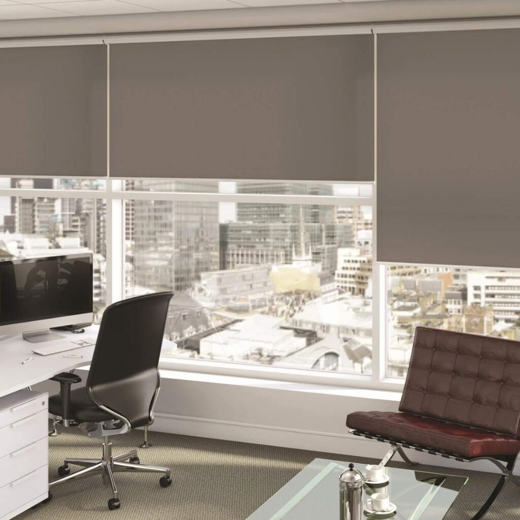 Office Blinds - Improving Workplace With Light Regulation - otranation
